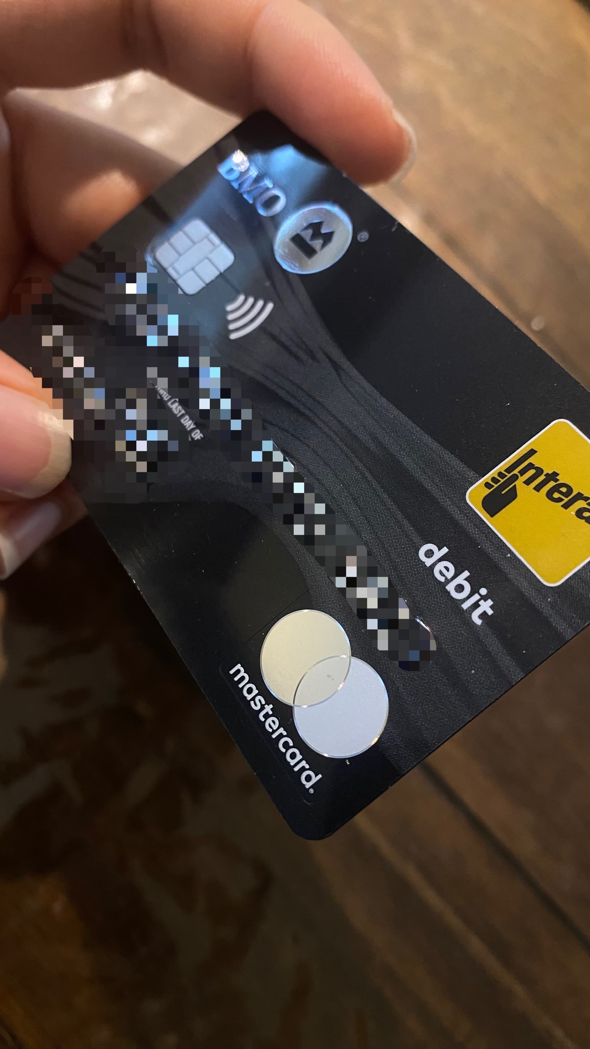 有什么好看的debit card？或者金属材质的debit card - 银行账户 - 美卡论坛